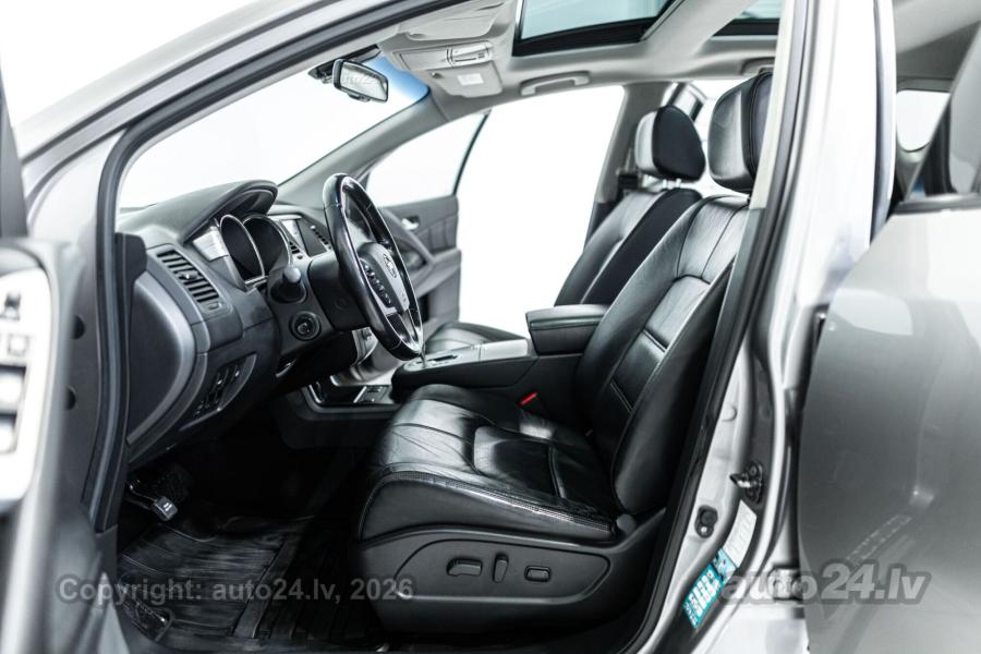 Pelēks Nissan Murano 2012 Tallina, ar dzinēja tilpumu 2.50 L un nobraukumu 254 tūkst. km par 4990 €, foto 13 vietnē AUTOMOTO.COM.LV