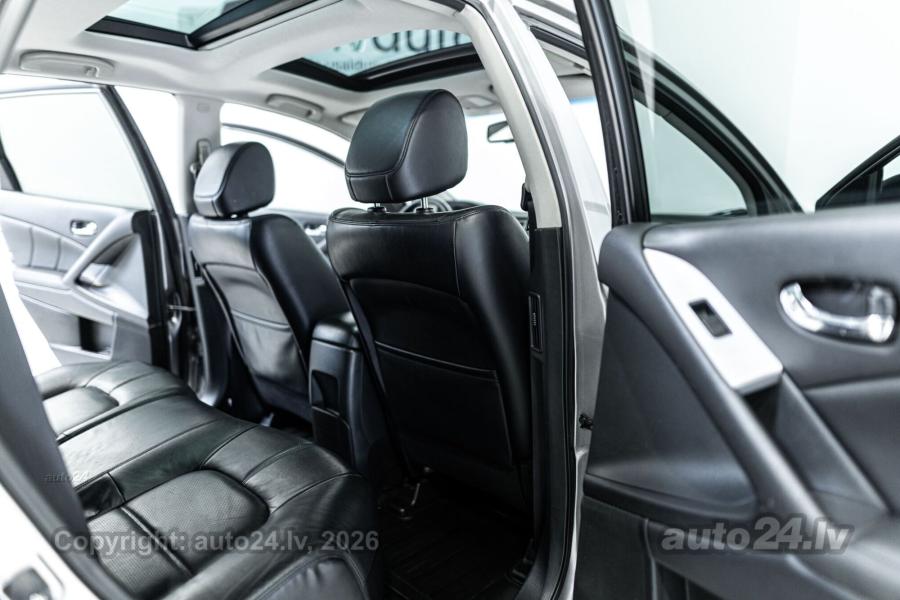 Pelēks Nissan Murano 2012 Tallina, ar dzinēja tilpumu 2.50 L un nobraukumu 254 tūkst. km par 4990 €, foto 18 vietnē AUTOMOTO.COM.LV