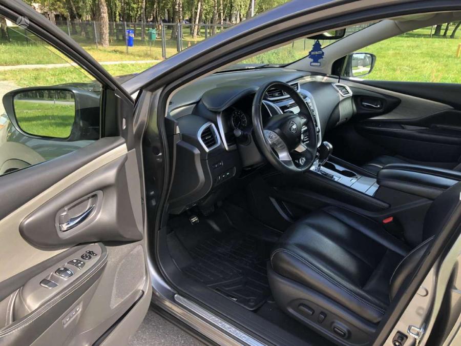 Grey Nissan Murano 2016 in Prienai, with an engine capacity of 2.50 L and mileage of 190 thousand km for 11000 €, photo 12 on AUTOMOTO.COM.LV