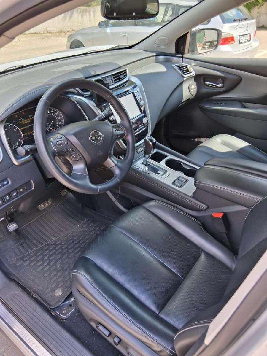 Grey Nissan Murano 2019 in Vilnius, with an engine capacity of 3.50 L and mileage of 35 thousand km for 18500 €, photo 8 on AUTOMOTO.COM.LV