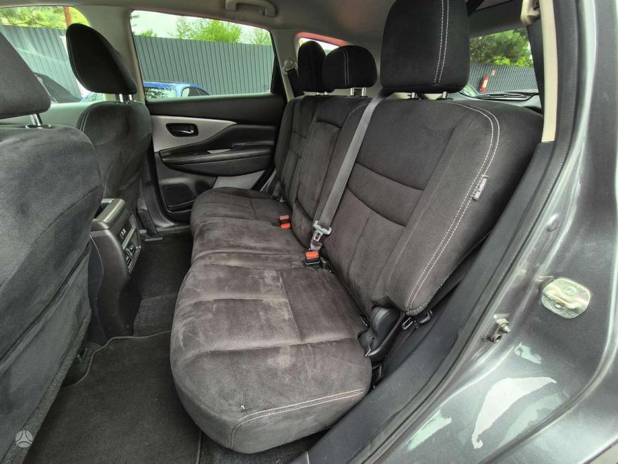 Grey Nissan Murano 2020 in Vilnius, with an engine capacity of 3.50 L and mileage of 133 thousand km for 13900 €, photo 10 on AUTOMOTO.COM.LV