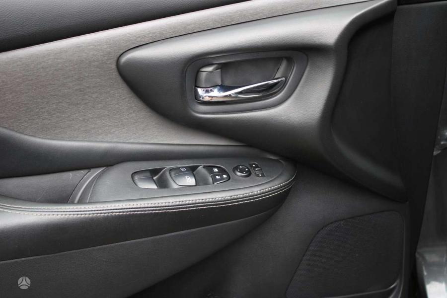 Grey Nissan Murano 2020 in Vilnius, with an engine capacity of 3.50 L and mileage of 133 thousand km for 13900 €, photo 25 on AUTOMOTO.COM.LV