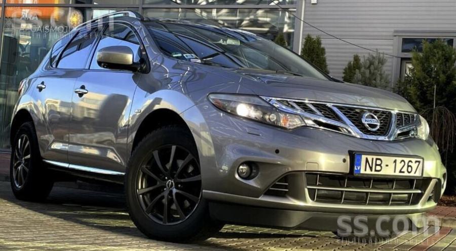 Grey Nissan Murano 2010 in Jekabpils, with an engine capacity of 2.50 L and mileage of 217 thousand km for 7000 €, photo 3 on AUTOMOTO.COM.LV