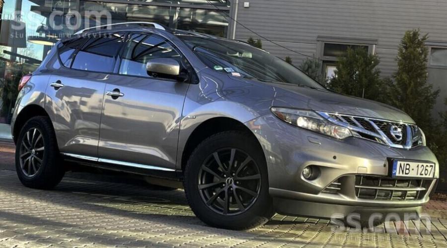 Grey Nissan Murano 2010 in Jekabpils, with an engine capacity of 2.50 L and mileage of 217 thousand km for 7000 €, photo 4 on AUTOMOTO.COM.LV