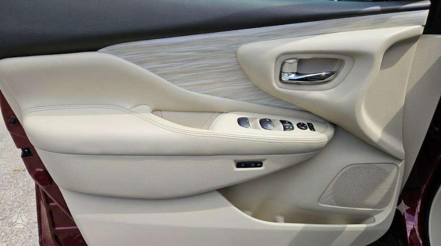 Red Nissan Murano 2016 in Alytus, with an engine capacity of 3.50 L and mileage of 111 thousand km for 12500 €, photo 14 on AUTOMOTO.COM.LV