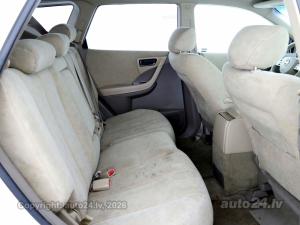 White Nissan Murano 2003 in Tallinn, with an engine capacity of 3.50 L and mileage of 143 thousand km for 899 €, photo 8 on AUTOMOTO.COM.LV