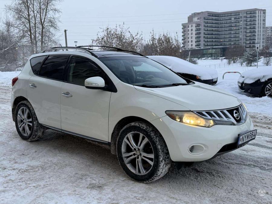 White Nissan Murano 2008 in Vilnius, with an engine capacity of 3.50 L and mileage of 250 thousand km for 3100 €, photo 4 on AUTOMOTO.COM.LV