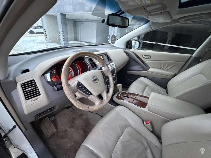 White Nissan Murano 2008 in Vilnius, with an engine capacity of 3.50 L and mileage of 250 thousand km for 3100 €, photo 14 on AUTOMOTO.COM.LV
