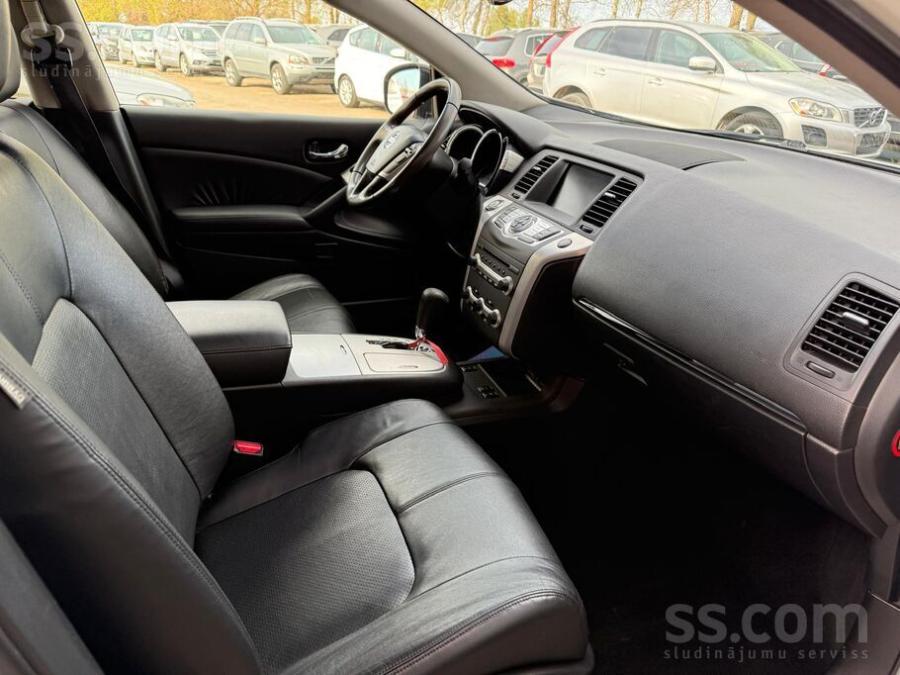 White Nissan Murano 2010 in Talsi, with an engine capacity of 2.50 L and mileage of 219 thousand km for 9970 €, photo 20 on AUTOMOTO.COM.LV