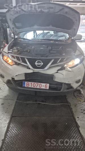 Balts Nissan Murano 2014 Rīga, ar dzinēja tilpumu 2.50 L un nobraukumu 172 tūkst. km par 3600 €, foto  vietnē AUTOMOTO.COM.LV