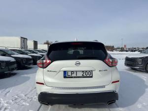 White Nissan Murano 2015 in Vilnius, with an engine capacity of 3.50 L and mileage of 196 thousand km for 11990 €, photo 7 on AUTOMOTO.COM.LV