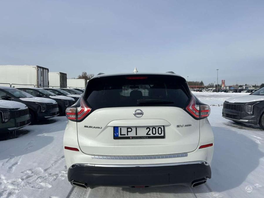 White Nissan Murano 2015 in Vilnius, with an engine capacity of 3.50 L and mileage of 196 thousand km for 11990 €, photo 7 on AUTOMOTO.COM.LV