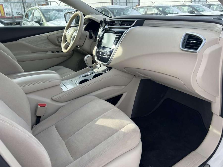 White Nissan Murano 2015 in Vilnius, with an engine capacity of 3.50 L and mileage of 196 thousand km for 11990 €, photo 16 on AUTOMOTO.COM.LV