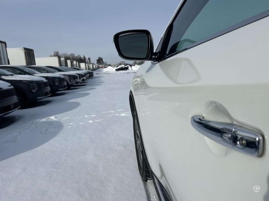 White Nissan Murano 2015 in Vilnius, with an engine capacity of 3.50 L and mileage of 196 thousand km for 11990 €, photo 32 on AUTOMOTO.COM.LV