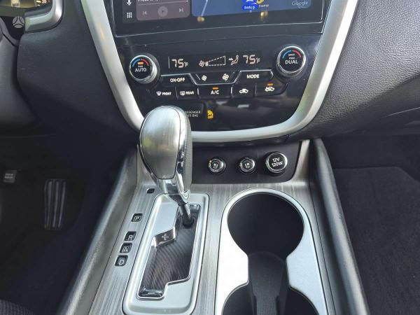 Balts Nissan Murano 2015 Viļņa, ar dzinēja tilpumu 3.50 L un nobraukumu 133 tūkst. km par 11900 €, foto 8 vietnē AUTOMOTO.COM.LV