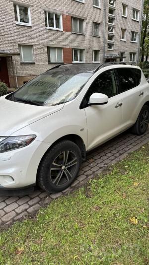 Balts Nissan Murano 2015 Rīga, ar dzinēja tilpumu 2.50 L un nobraukumu 187 tūkst. km par 4000 €, foto 3 vietnē AUTOMOTO.COM.LV