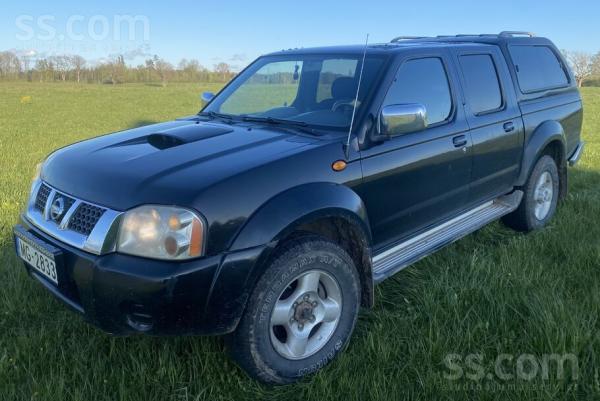 Melns Nissan Navara 2004 Cēsis, ar dzinēja tilpumu 2.50 L un nobraukumu 468 tūkst. km par 5550 €, foto 1 vietnē AUTOMOTO.COM.LV