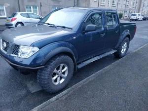 Black Nissan Navara 2006 in Klaipeda, with an engine capacity of 2.50 L and mileage of 94 thousand km for 4600 €, photo  on AUTOMOTO.COM.LV