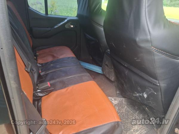 Черный Ниссан Навара 2006 в Таллин, объемом двигателя 2.50 л и пробегом 468 тыс. км за 3999 €, фото 10 на AUTOMOTO.COM.LV