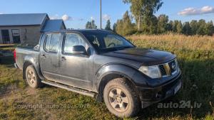 Melns Nissan Navara 2009 Mustvē, ar dzinēja tilpumu 2.50 L un nobraukumu 0 tūkst. km par 1500 €, foto  vietnē AUTOMOTO.COM.LV