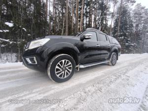 Black Nissan Navara 2016 in Tallinn, with an engine capacity of 2.30 L and mileage of 246 thousand km for 19000 €, photo 3 on AUTOMOTO.COM.LV
