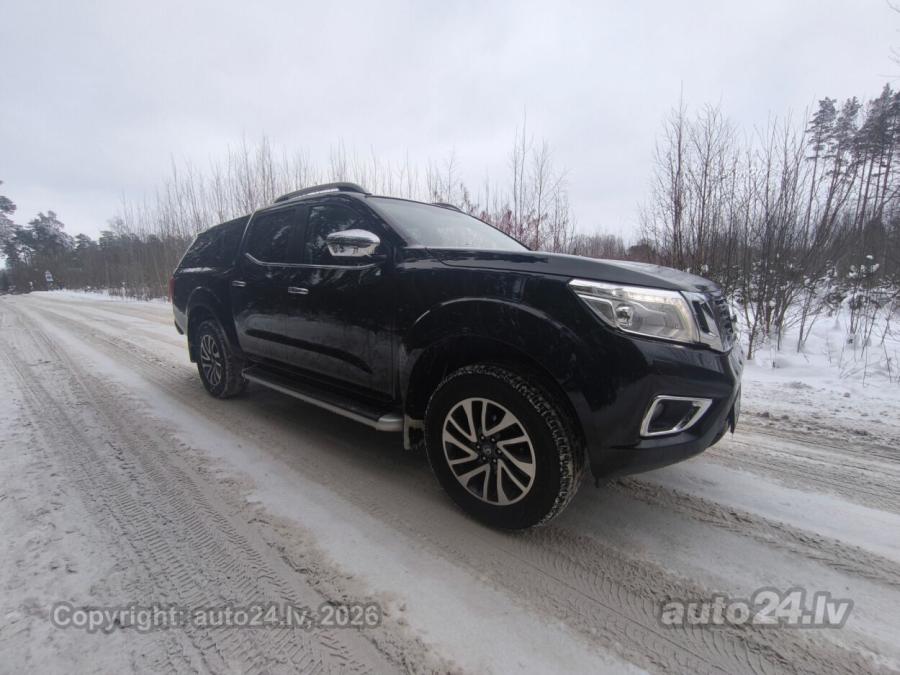 Black Nissan Navara 2016 in Tallinn, with an engine capacity of 2.30 L and mileage of 246 thousand km for 19000 €, photo 7 on AUTOMOTO.COM.LV