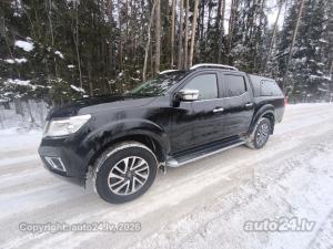 Black Nissan Navara 2016 in Tallinn, with an engine capacity of 2.30 L and mileage of 246 thousand km for 19000 €, photo 13 on AUTOMOTO.COM.LV