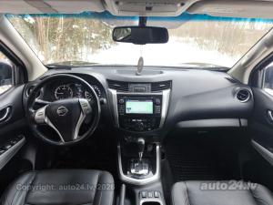 Black Nissan Navara 2016 in Tallinn, with an engine capacity of 2.30 L and mileage of 246 thousand km for 19000 €, photo 20 on AUTOMOTO.COM.LV