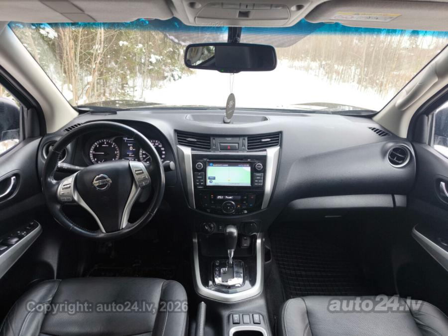 Black Nissan Navara 2016 in Tallinn, with an engine capacity of 2.30 L and mileage of 246 thousand km for 19000 €, photo 20 on AUTOMOTO.COM.LV