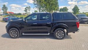 Black Nissan Navara 2016 in Siauliai, with an engine capacity of 2.30 L and mileage of 267 thousand km for 14500 €, photo 6 on AUTOMOTO.COM.LV