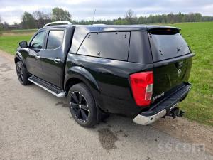 Black Nissan Navara 2017 in Cesis, with an engine capacity of 2.30 L and mileage of 214 thousand km for 17787 €, photo 30 on AUTOMOTO.COM.LV