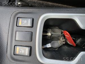 Black Nissan Navara 2017 in Cesis, with an engine capacity of 2.30 L and mileage of 214 thousand km for 17787 €, photo 34 on AUTOMOTO.COM.LV