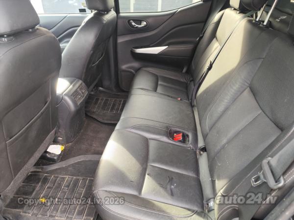 Melns Nissan Navara 2017 Tallina, ar dzinēja tilpumu 2.30 L un nobraukumu 136 tūkst. km par 14900 €, foto 7 vietnē AUTOMOTO.COM.LV