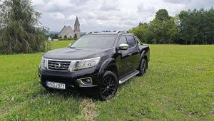 Black Nissan Navara 2017 in Alytus, with an engine capacity of 2.30 L and mileage of 297 thousand km for 10999 €, photo  on AUTOMOTO.COM.LV