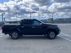 Melns Nissan Navara 2017 Tallina, ar dzinēja tilpumu 2.30 L un nobraukumu 294 tūkst. km par 12990 €, foto 5 vietnē AUTOMOTO.COM.LV