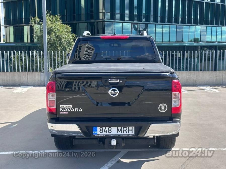 Melns Nissan Navara 2017 Tallina, ar dzinēja tilpumu 2.30 L un nobraukumu 294 tūkst. km par 12990 €, foto 7 vietnē AUTOMOTO.COM.LV