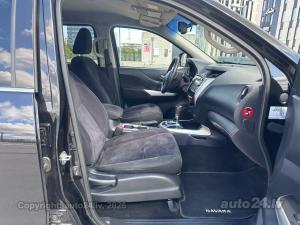 Melns Nissan Navara 2017 Tallina, ar dzinēja tilpumu 2.30 L un nobraukumu 294 tūkst. km par 12990 €, foto 17 vietnē AUTOMOTO.COM.LV