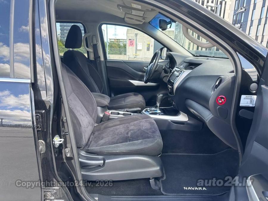 Melns Nissan Navara 2017 Tallina, ar dzinēja tilpumu 2.30 L un nobraukumu 294 tūkst. km par 12990 €, foto 17 vietnē AUTOMOTO.COM.LV