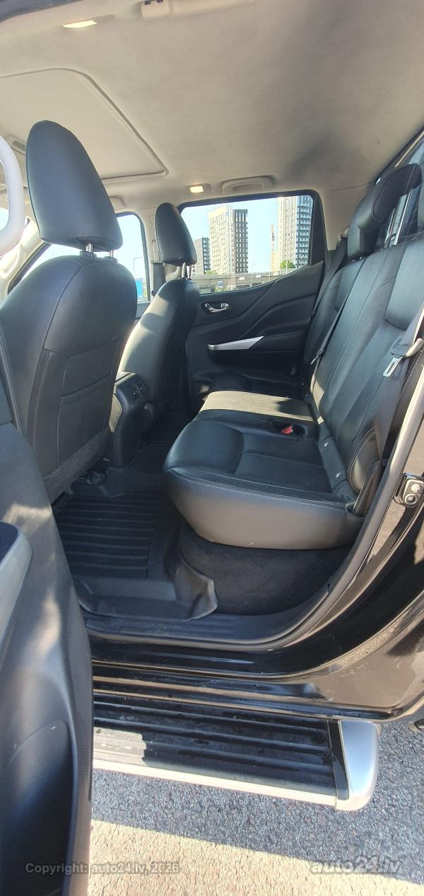 Melns Nissan Navara 2020 Tallina, ar dzinēja tilpumu 2.30 L un nobraukumu 207 tūkst. km par 23000 €, foto 8 vietnē AUTOMOTO.COM.LV