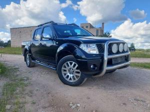Melns Nissan Navara 2006 Molėtai, ar dzinēja tilpumu 2.50 L un nobraukumu 281 tūkst. km par 6800 €, foto 3 vietnē AUTOMOTO.COM.LV