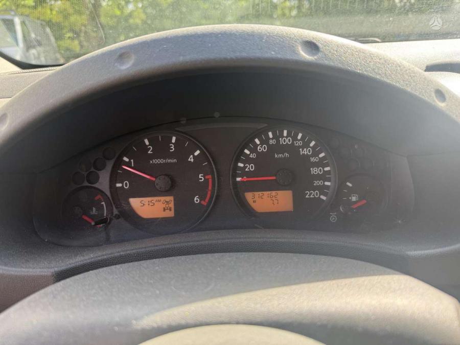 Melns Nissan Navara 2006 Pasvalys, ar dzinēja tilpumu 2.50 L un nobraukumu 300 tūkst. km par 4300 €, foto 7 vietnē AUTOMOTO.COM.LV