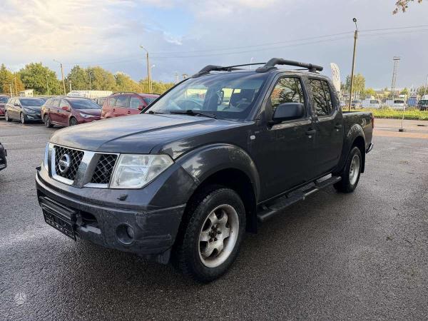 Melns Nissan Navara 2006 Marijampole, ar dzinēja tilpumu 2.49 L un nobraukumu 312 tūkst. km par 3350 €, foto 1 vietnē AUTOMOTO.COM.LV