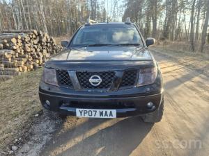 Melns Nissan Navara 2007 Rīga, ar dzinēja tilpumu 2.50 L un nobraukumu 249 tūkst. km par 4000 €, foto 3 vietnē AUTOMOTO.COM.LV