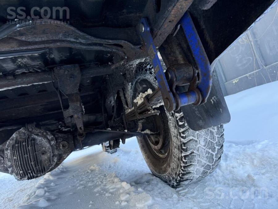 Melns Nissan Navara 2007 Rīga, ar dzinēja tilpumu 2.50 L un nobraukumu 249 tūkst. km par 4000 €, foto 6 vietnē AUTOMOTO.COM.LV
