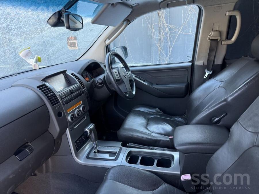 Melns Nissan Navara 2007 Rīga, ar dzinēja tilpumu 2.50 L un nobraukumu 249 tūkst. km par 4000 €, foto 8 vietnē AUTOMOTO.COM.LV