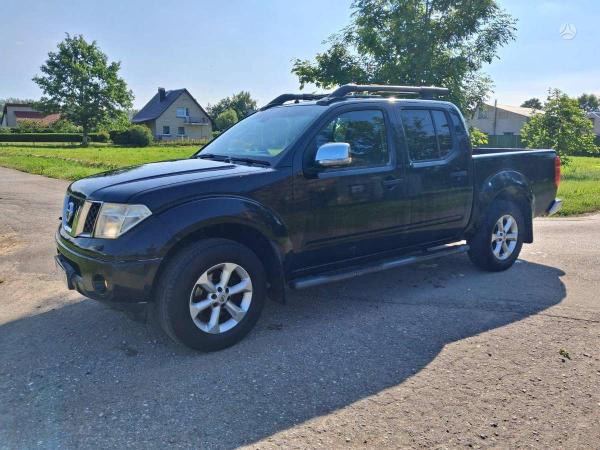 Melns Nissan Navara 2007 Šauļi, ar dzinēja tilpumu 2.50 L un nobraukumu 125 tūkst. km par 3700 €, foto 7 vietnē AUTOMOTO.COM.LV