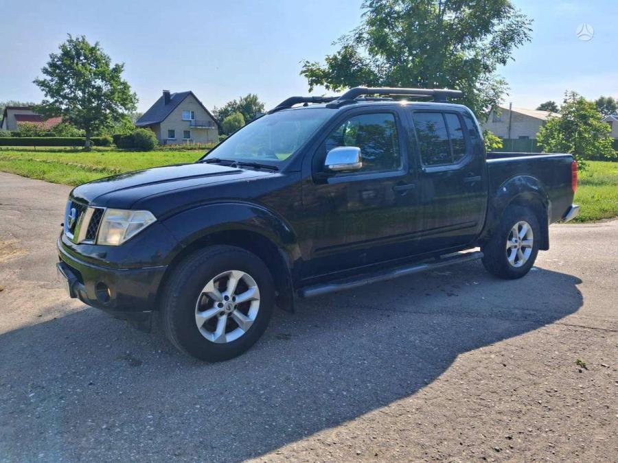Melns Nissan Navara 2007 Šauļi, ar dzinēja tilpumu 2.50 L un nobraukumu 125 tūkst. km par 3700 €, foto 8 vietnē AUTOMOTO.COM.LV