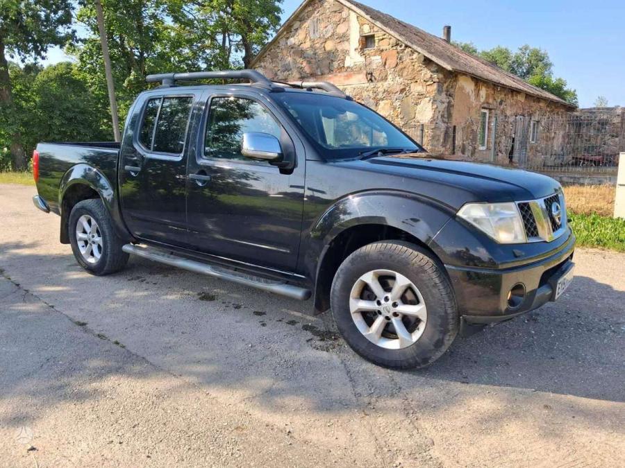 Melns Nissan Navara 2007 Šauļi, ar dzinēja tilpumu 2.50 L un nobraukumu 125 tūkst. km par 3700 €, foto 9 vietnē AUTOMOTO.COM.LV