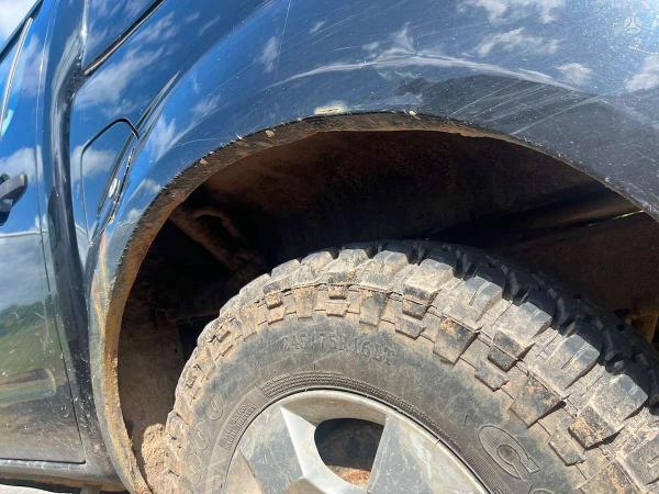 Melns Nissan Navara 2007 Alīta, ar dzinēja tilpumu 2.49 L un nobraukumu 250 tūkst. km par 2500 €, foto 7 vietnē AUTOMOTO.COM.LV