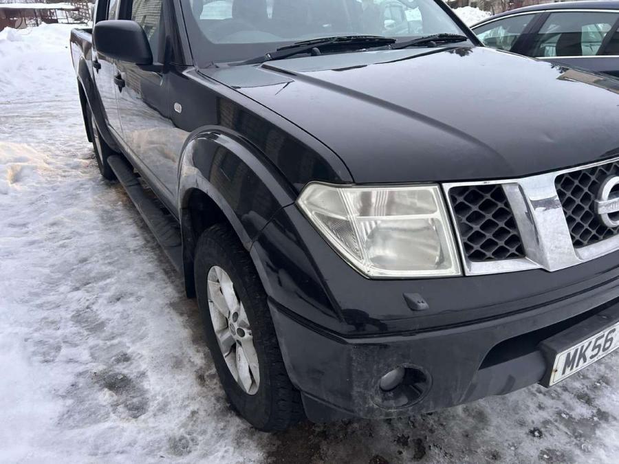 Melns Nissan Navara 2008 Raseiniai, ar dzinēja tilpumu 2.49 L un nobraukumu 230 tūkst. km par 2700 €, foto 2 vietnē AUTOMOTO.COM.LV